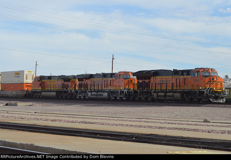 BNSF 3854